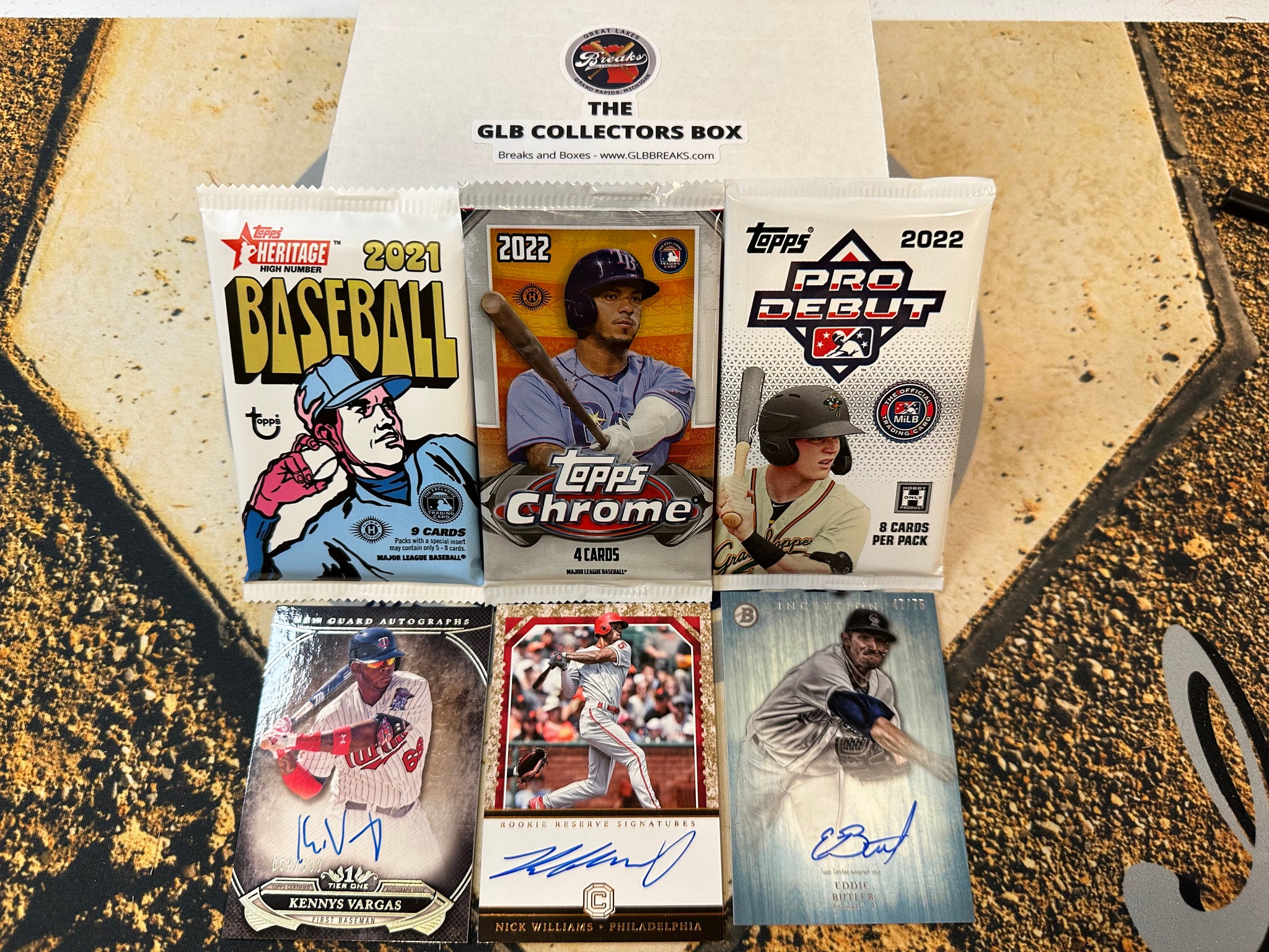 GLB Collectors Box - Baseball Edition – Great Lakes Breaks